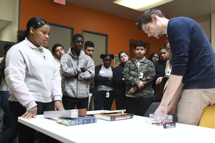 Future STEM Leaders Program FAQ | The Aerospace Corporation